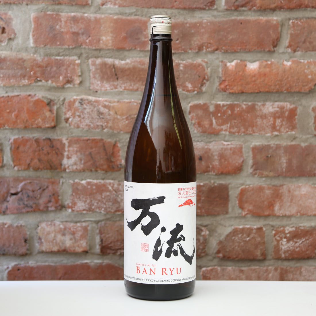 Eiko Fuji Ban Ryu 1800ML – Leon & Son Wine and Spirits