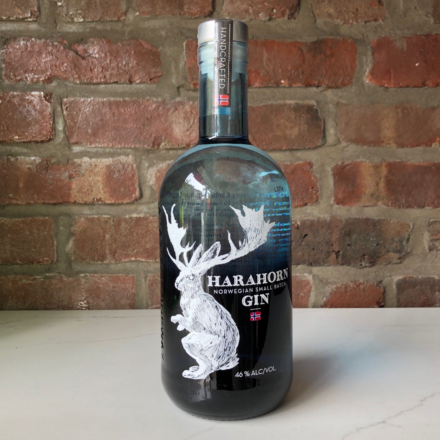 Harahorn Small Batch Gin, Norway – Leon & Son Wine and Spirits